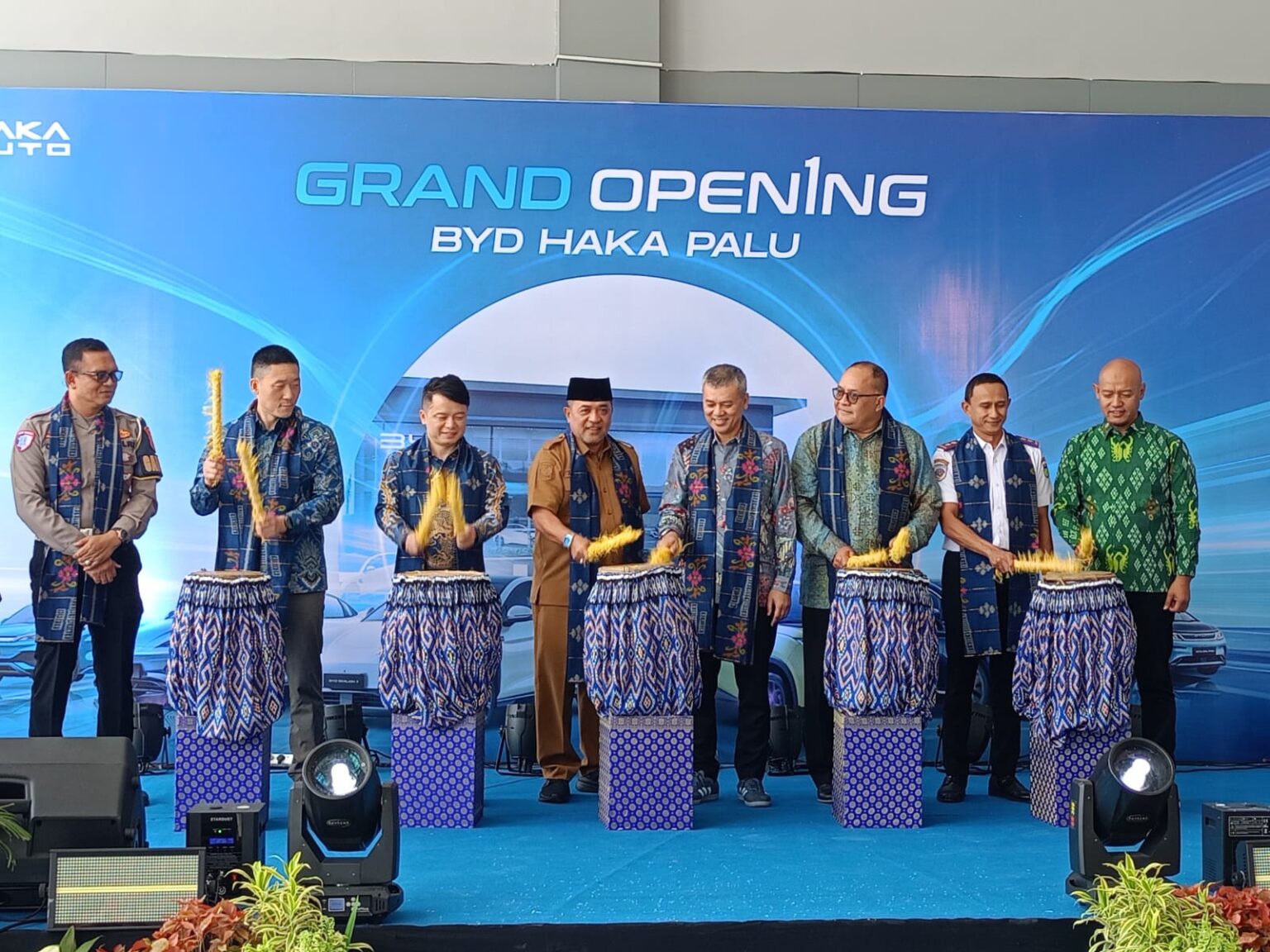 BYD Haka Auto Resmi Hadir di Palu, Perluas Akses Kendaraan Listrik ...